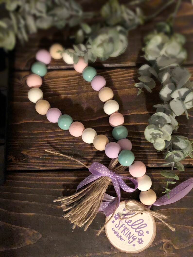 Spring Farmhouse Beaded Garland, Spring Decor, Tiered Tray Decor - Etsy