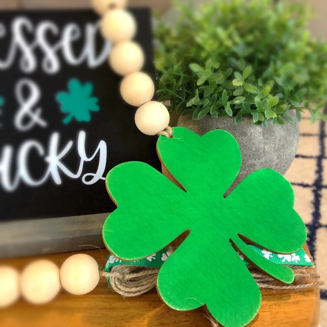 St. Patrick’s Day Beaded Garland, Farmhouse Beaded Garland, Shamrock ...