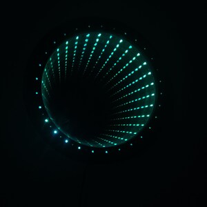 İnfinity Mirror Wall Decor İnfinity Effect LED Light Wall | Etsy UK