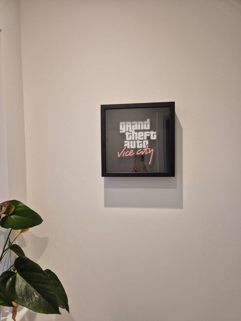 Grand Theft Auto: Vice City Display Frame Retro Video Game Wall Art ...