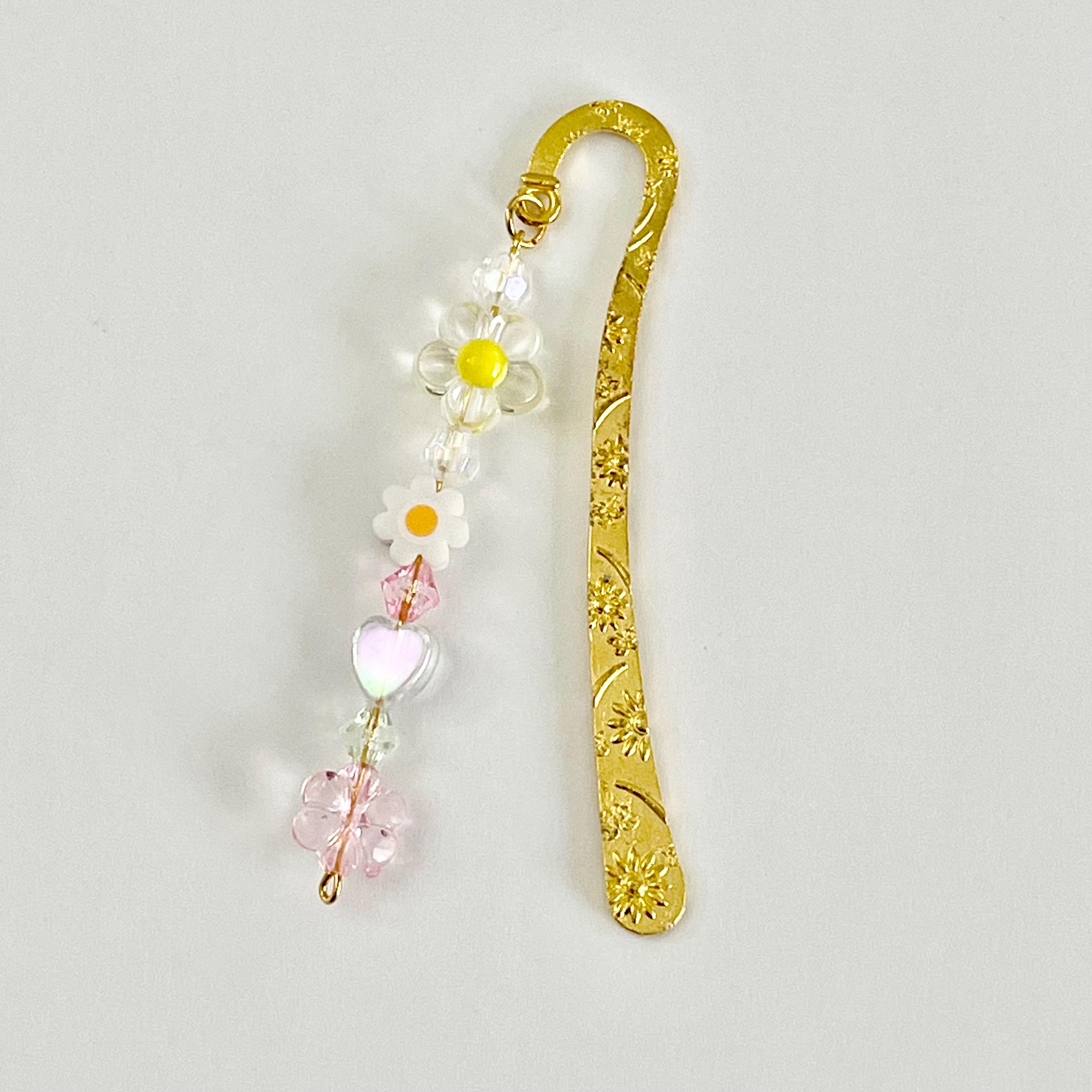 Handmade Beaded Bookmark: Daisy, Heart, Book Lover Gift - Etsy