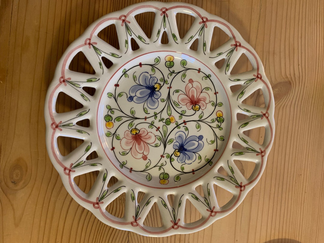 Vintage Wall Plate Ceramic Pottery Floral Hand-painted Cut Out Edges ...