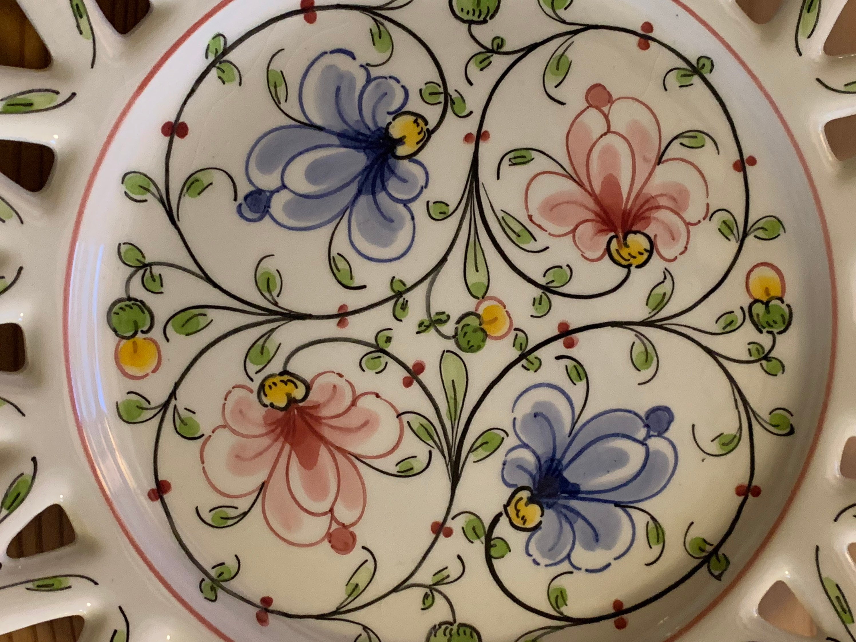 Vintage Wall Plate Ceramic Pottery Floral Hand-painted Cut Out Edges ...