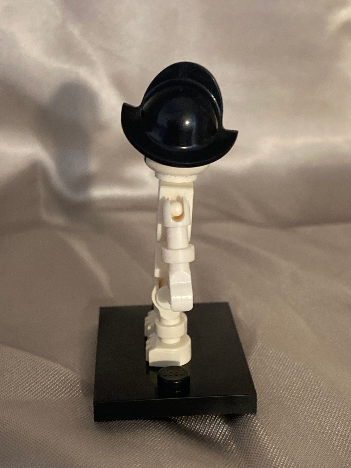 LEGO® Skeleton With Black Conquistador Helmet Minifigure - Etsy