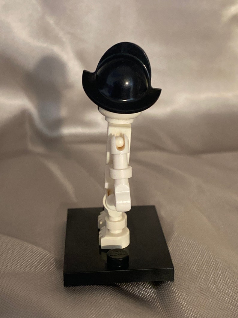 LEGO® Skeleton With Black Conquistador Helmet Minifigure - Etsy