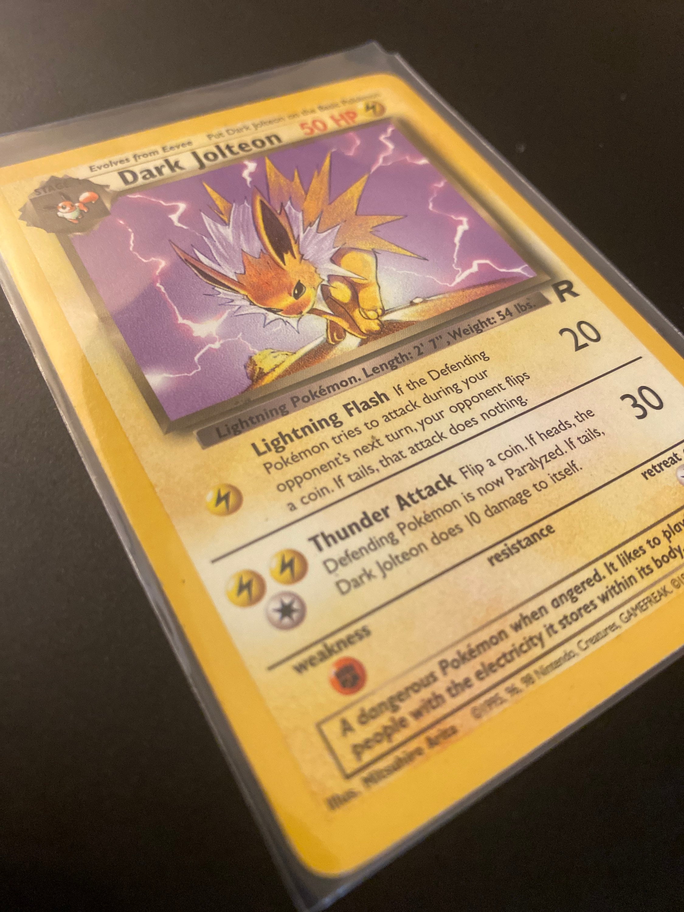 Dark Jolteon Card