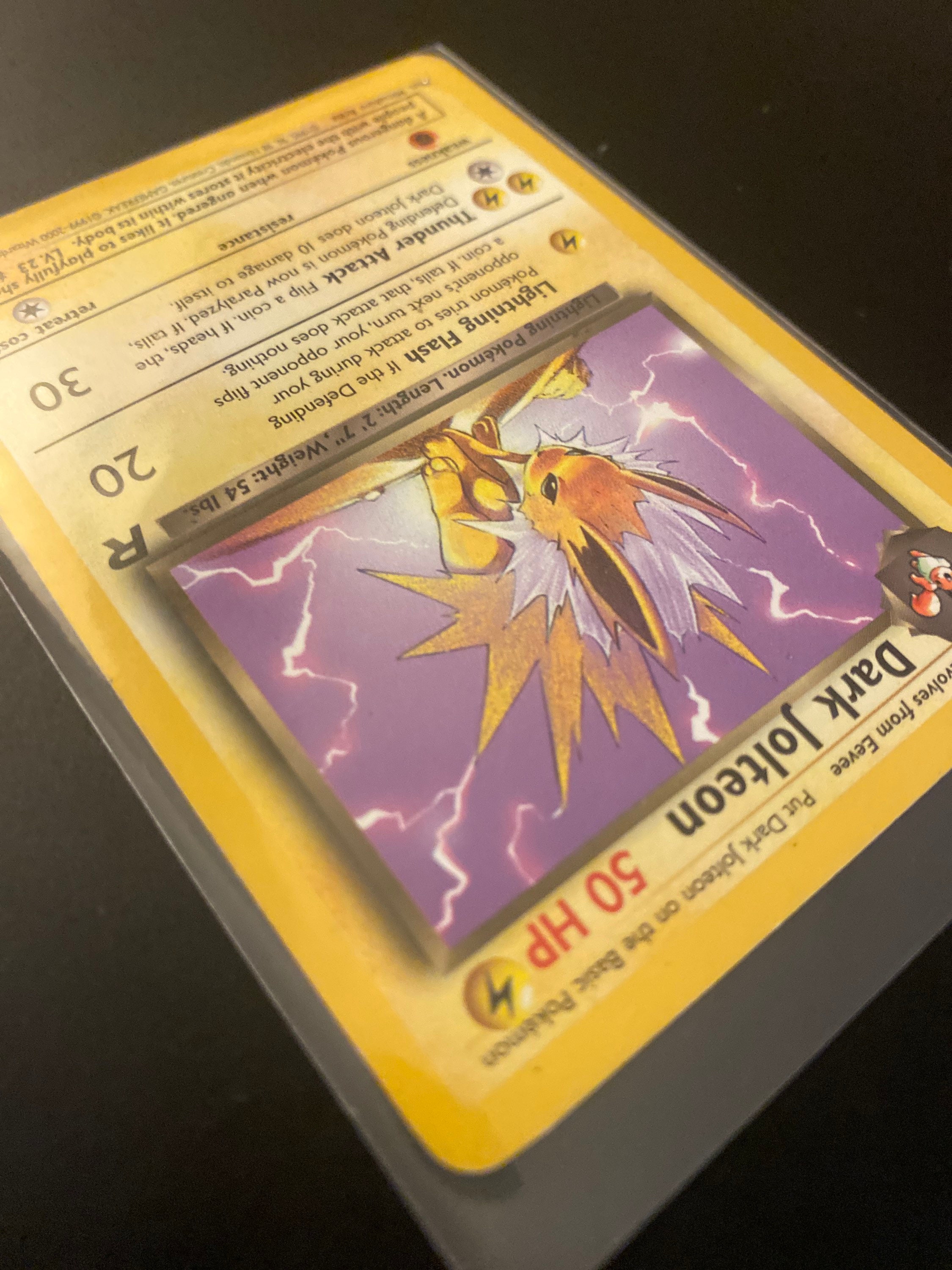 Dark Jolteon Card