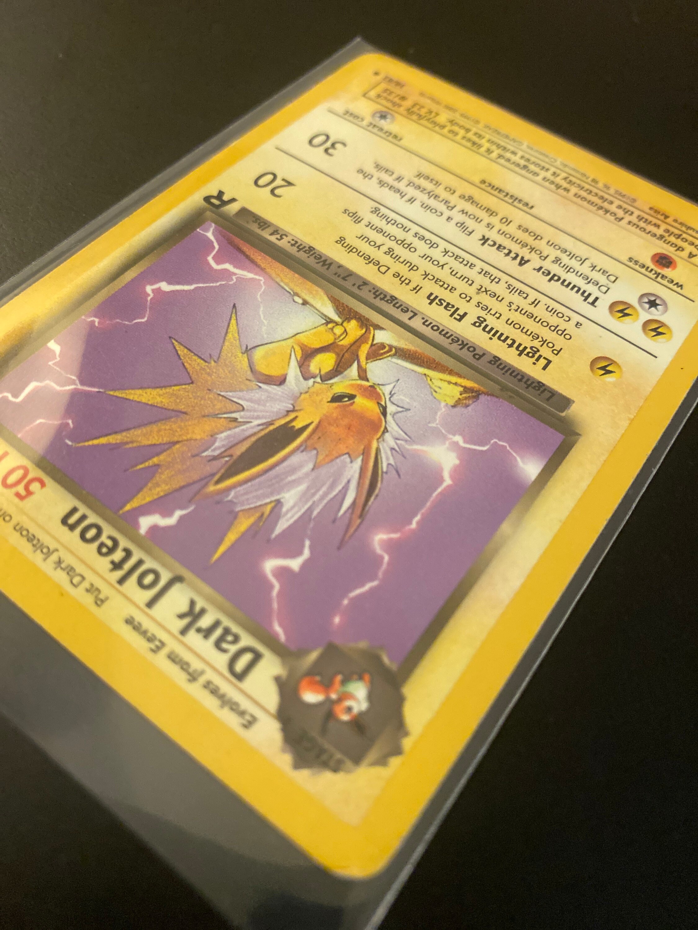Dark Jolteon Card