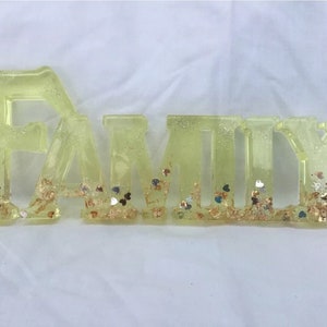 Free Standing Resin FAMILY Sign Customisable - Etsy