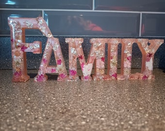 Free Standing Resin FAMILY Sign Customisable - Etsy