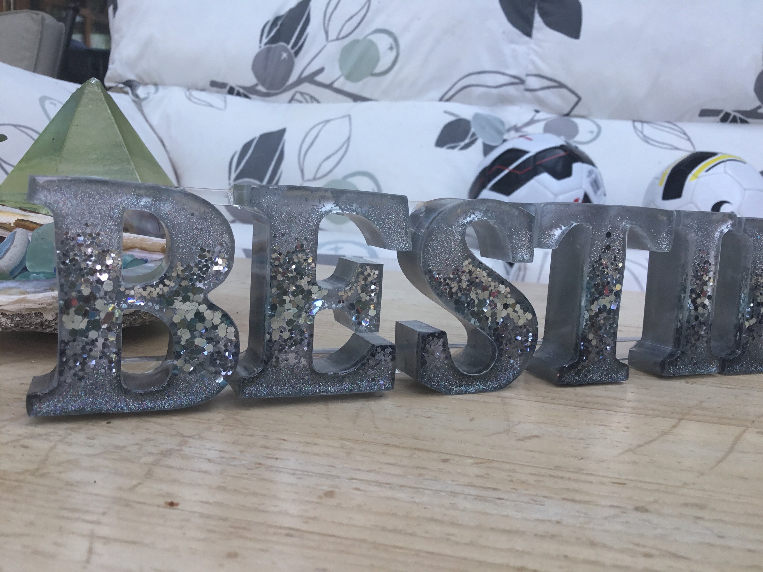 Bespoke Free Standing Resin BESTIE Sign Customisable Any - Etsy