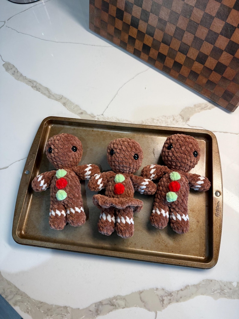 Gingerbread Man Crochet Pattern Mini 2-in-1 Low Sew Amigurumi Christmas ...