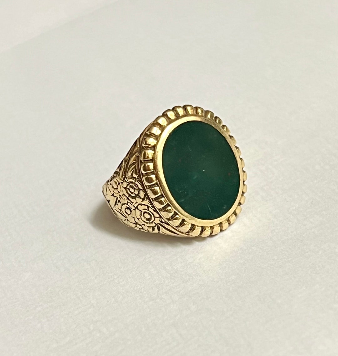 A Very Attractive 9k Dark Green Bloodstone Vintage Ring. - Etsy