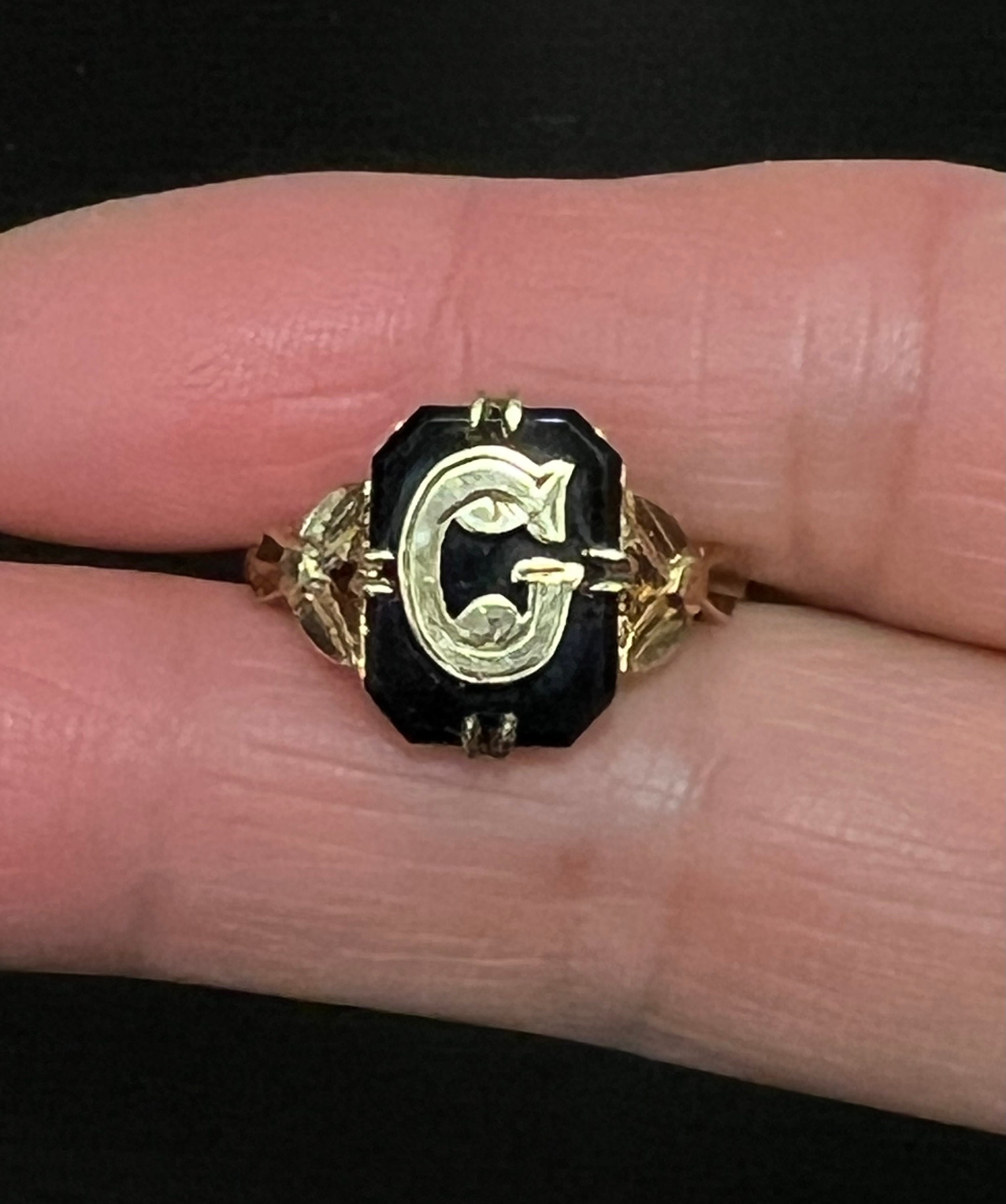 A Very Attractive Vintage 9k Letter G Ring. - Etsy