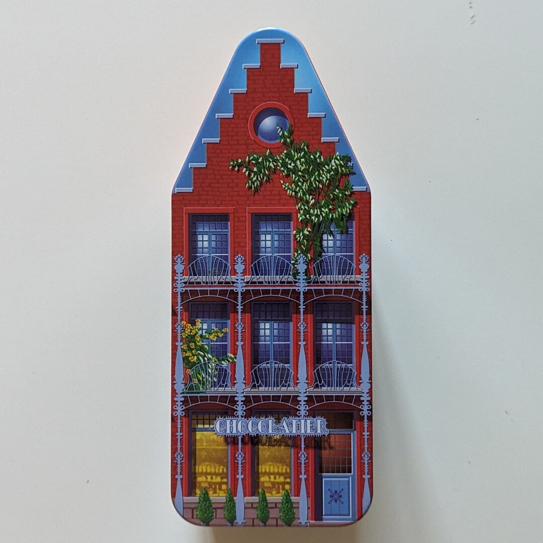 Vintage Chocolatier Red and Blue Tin by Amplitude, Dutch Style Building ...