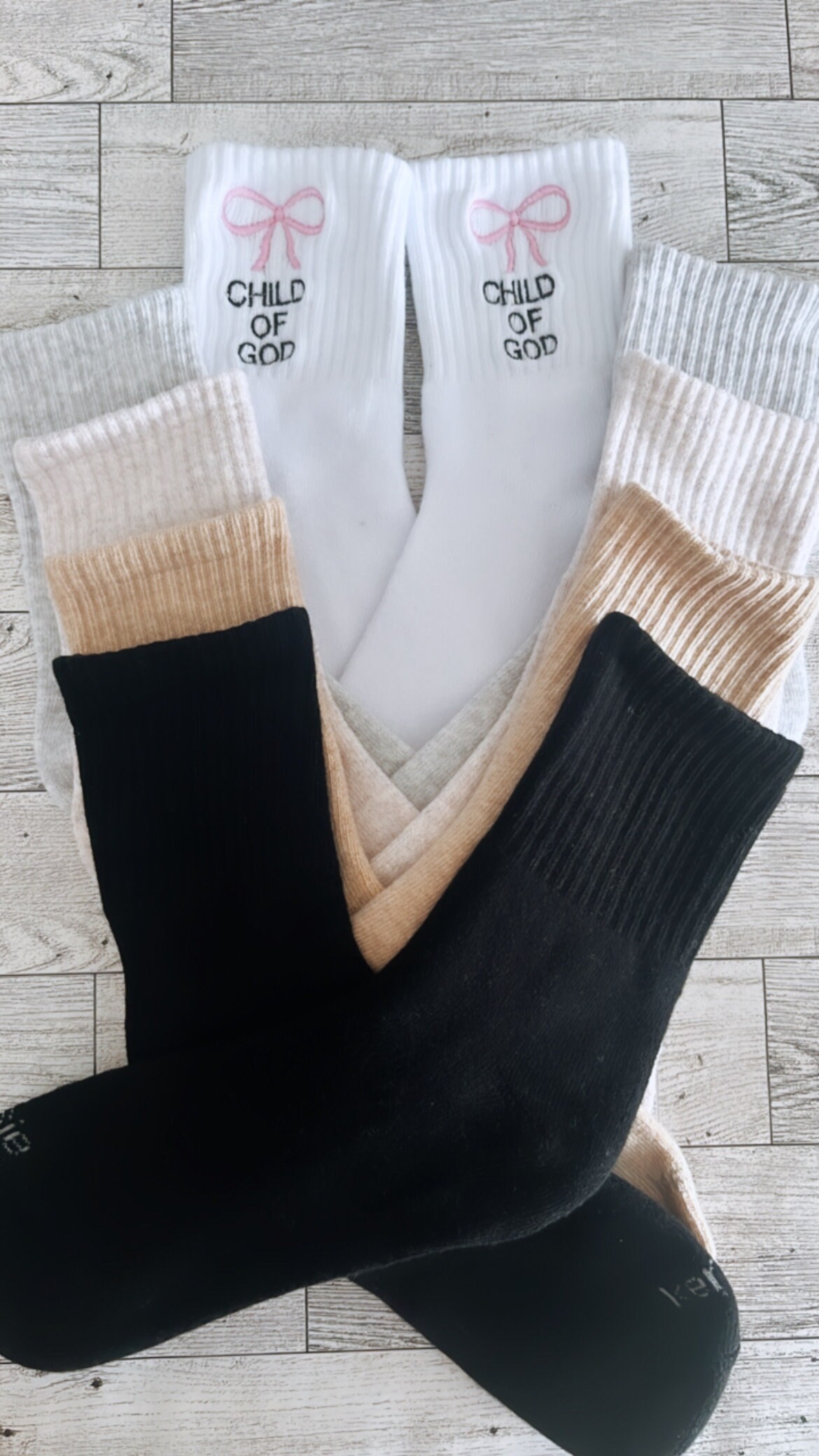 Embroidered Dainty Bow Crew Socks || Coquette Crew Socks || Embroidered ...