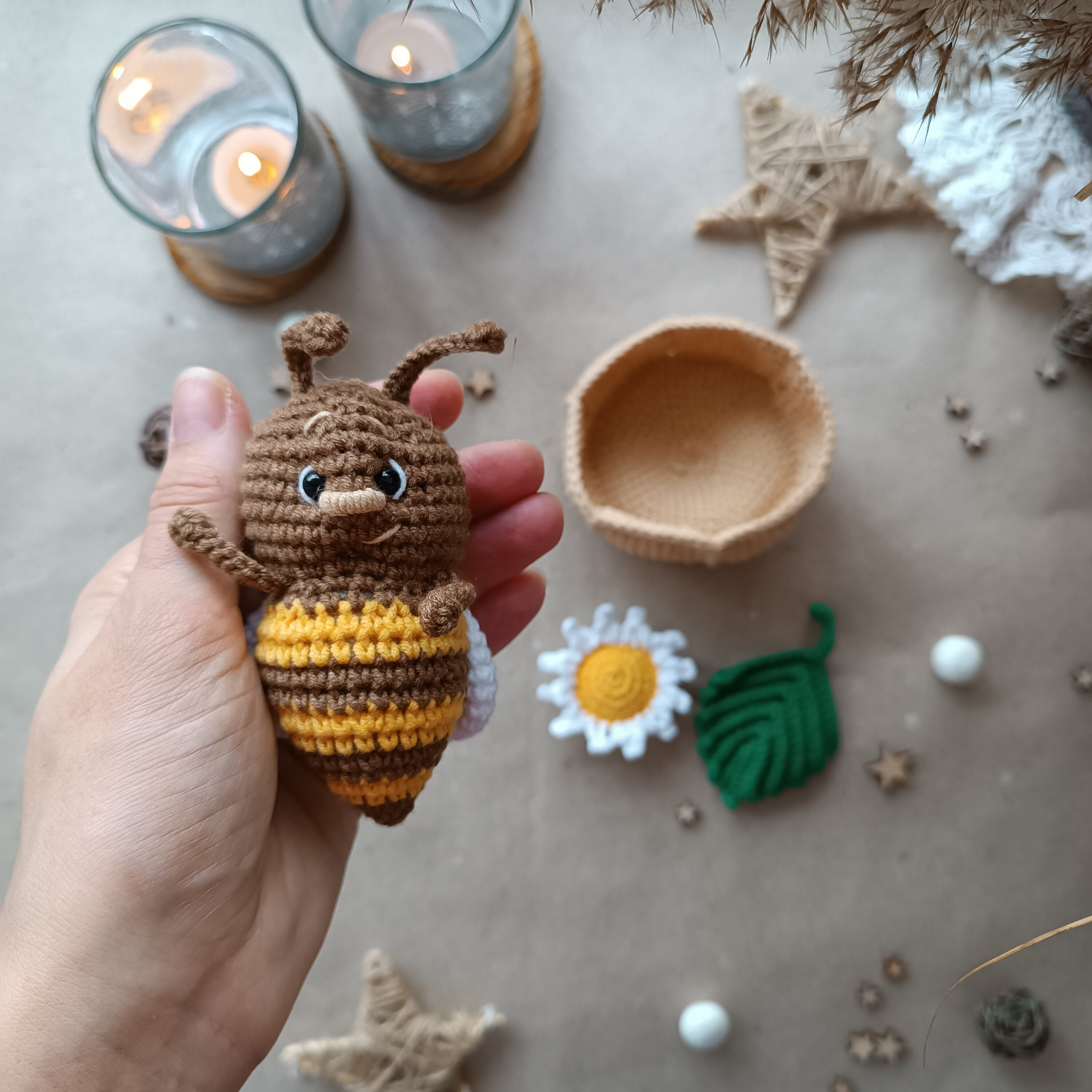 Crochet Pattern Bee With Bed, Pillow and Blanket, Amigurumi Pattern Bee ...