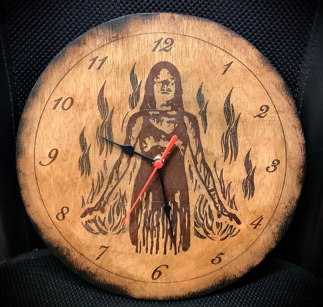 Horror Clocks . Carrie - Etsy New Zealand