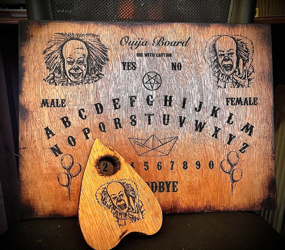 Pennywise (IT Original) Ouija Board Wall Art - Etsy