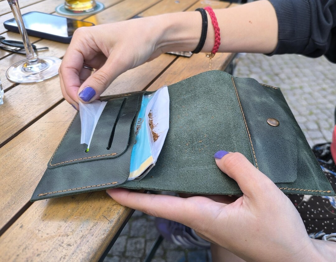 Genuine Leather Tobacco Pouch, Handcrafted Green Leather Tobacco Case ...
