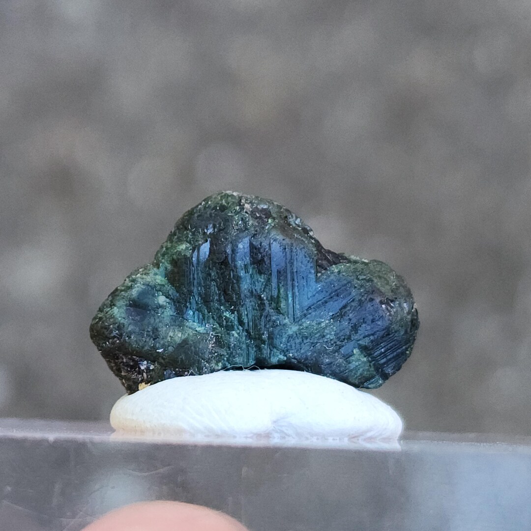 Natural Alexandrite Cluster From Brazil, Tested on Candle Light and UV ...