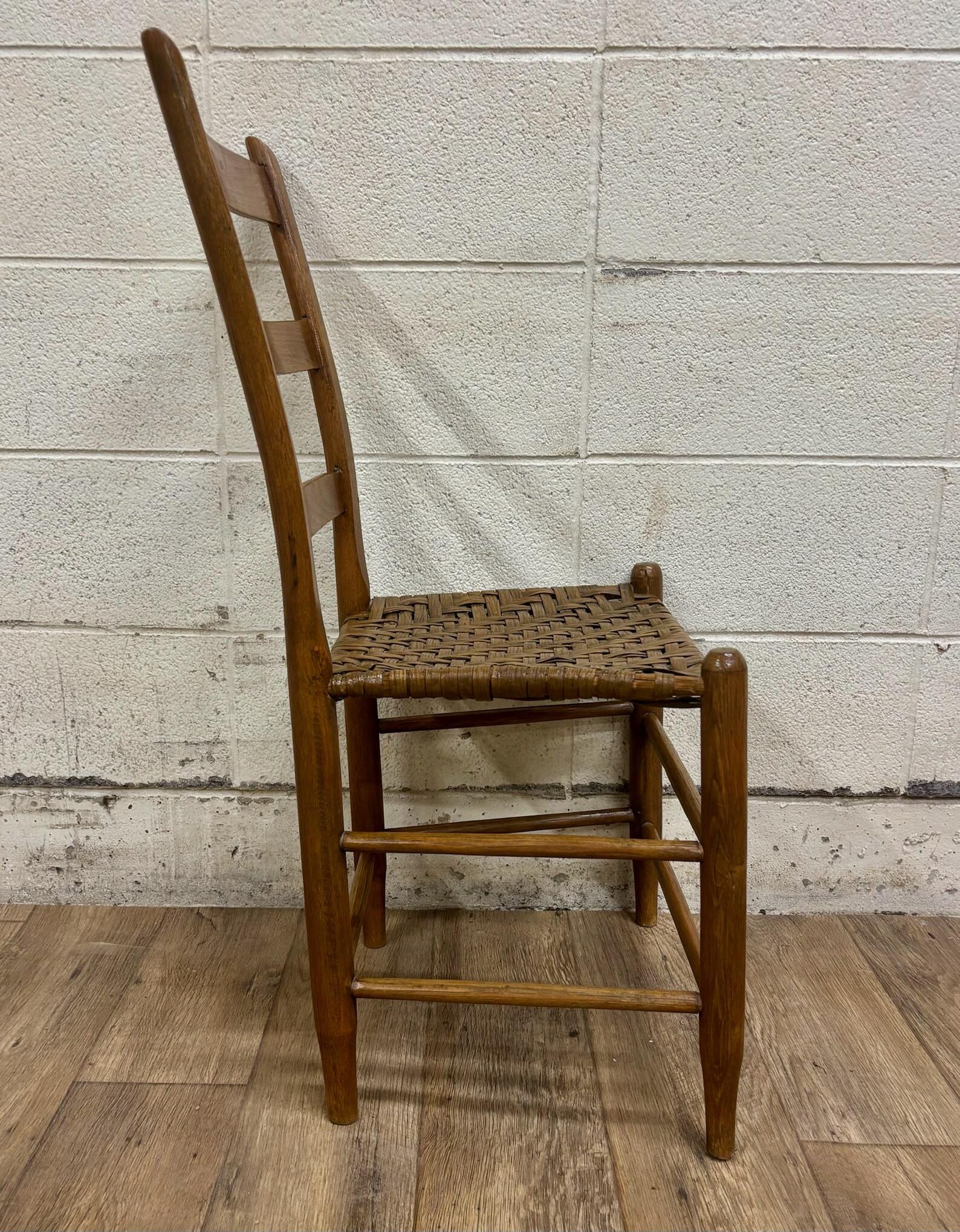 Antique Shaker Style Maple Spindle Back Ladder Back Woven Rush Seat ...