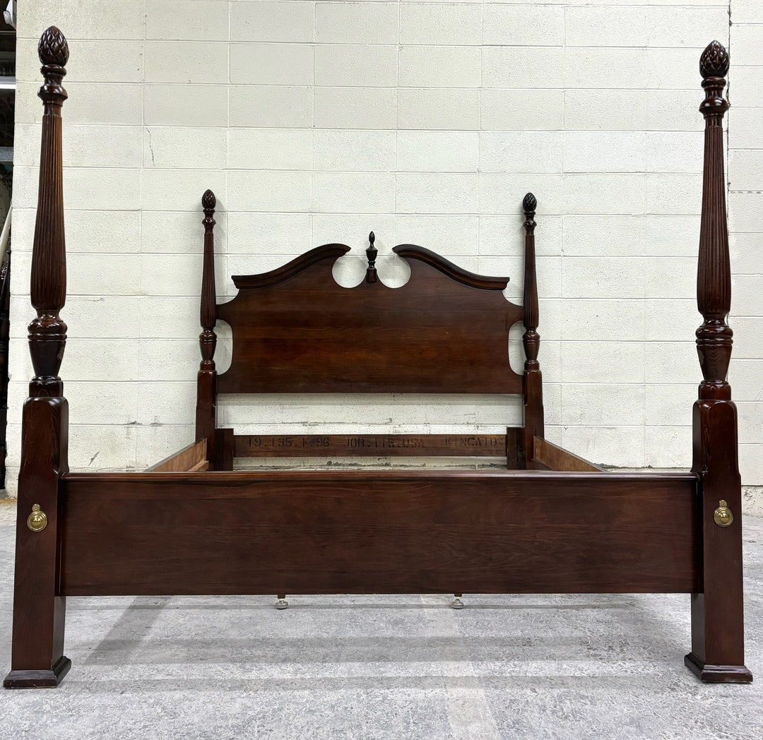 Vintage Kincaid Full OR Queen Convertible Pinecone Finial Pediment ...