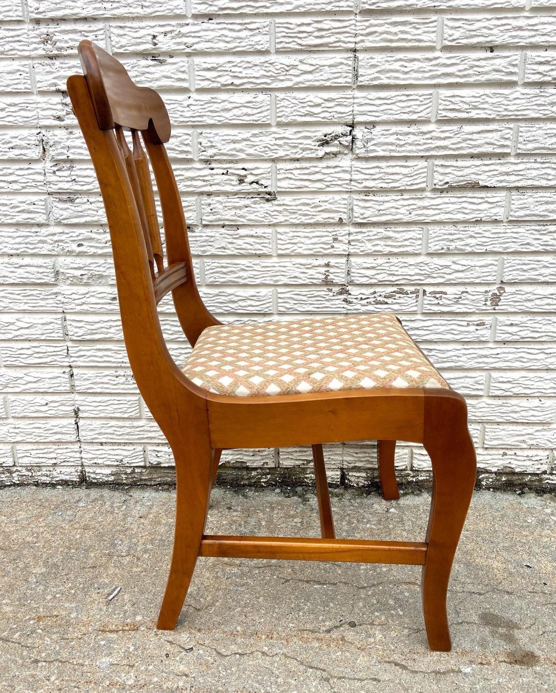Vintage Solid Maple Arrow Back Dining Chair by Unique - Etsy