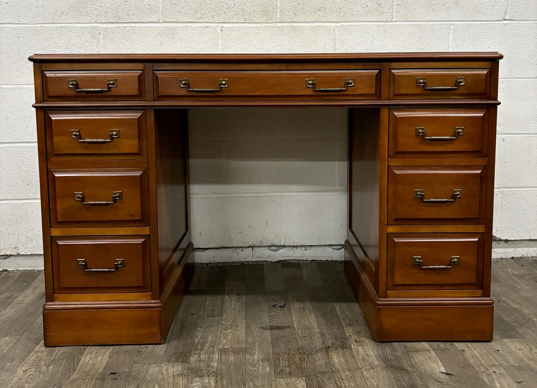 Vintage Leather Top Executive Desk by Sligh Lowry Furniture - Etsy