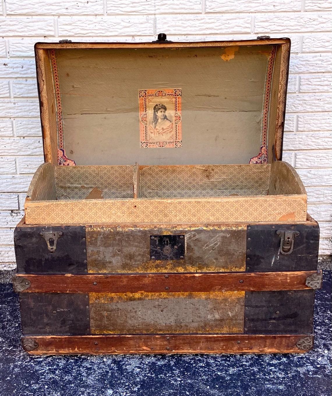 Antique Camel Top Steamer Trunk - Etsy