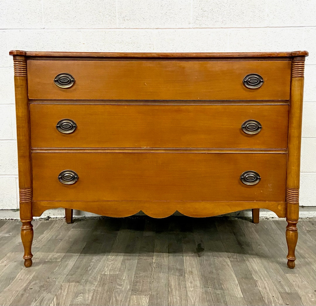 Vintage Robert Irwin Federal Sheraton Style Maple Chest of Drawers - Etsy