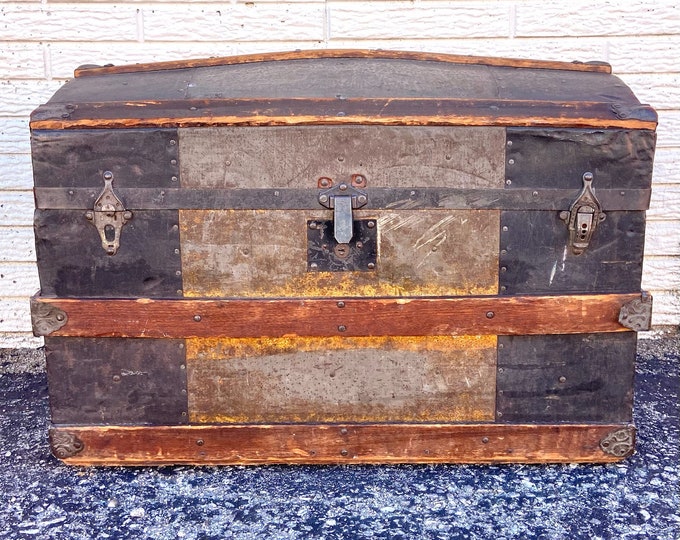 Antique Camel Top Steamer Trunk - Etsy