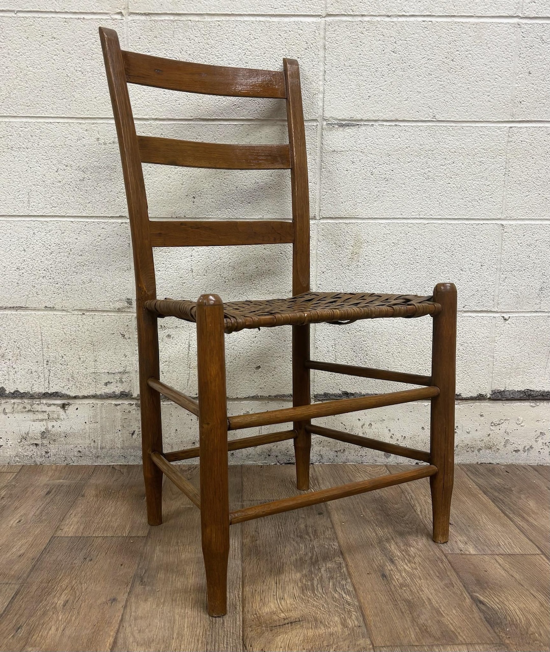 Antique Shaker Style Maple Spindle Back Ladder Back Woven Rush Seat ...