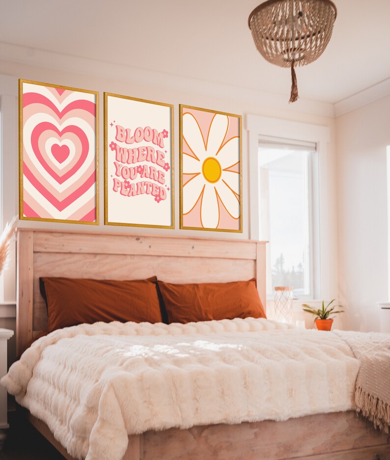 Retro Gallery Wall Set of 7, Preppy Room Decor, Smiley Face Print ...