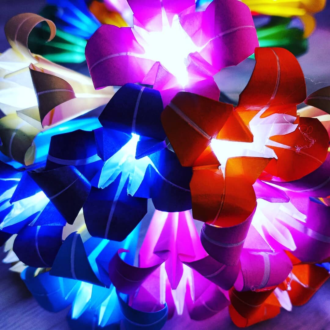 100 Origami Lily Rainbow Fairy Lights, Rainbow Fairy Lights, Origami ...