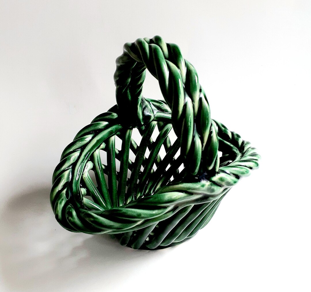Green Ceramic Weave Basket Oval and Vintage, With a Carrying Handle - Etsy