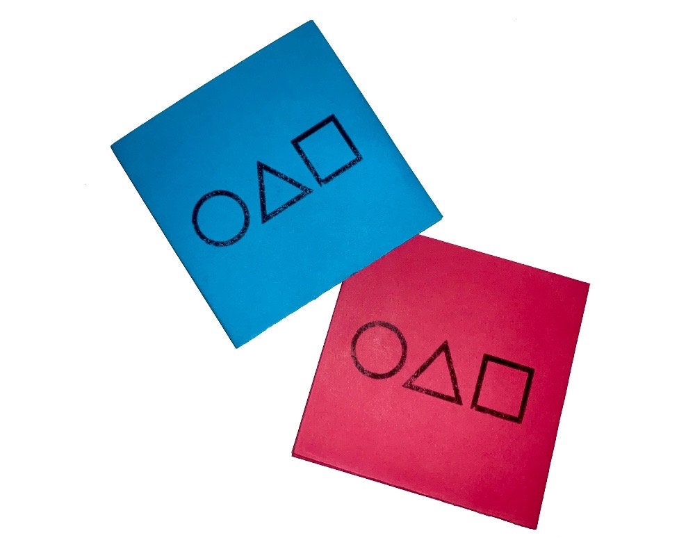 Squid Game Ddakji Set of 4 Red & Blue Pieces Party Game Flipper / Slap ...