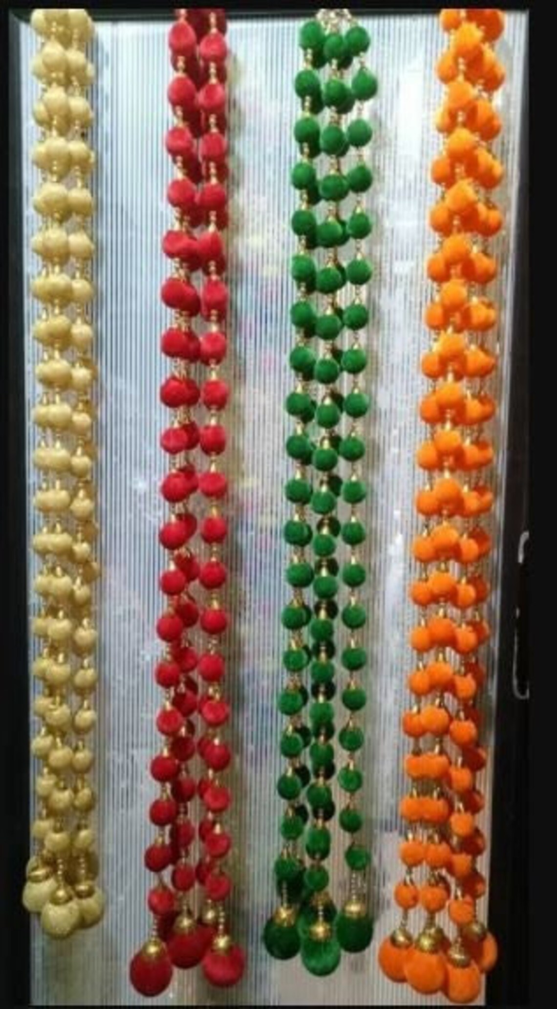 Set of 5 Pom-pom Real Look Mirror Garlands Outdoor Garlands - Etsy