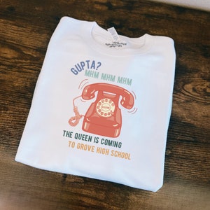 Princess Diaries, Gupta, the Queen is Coming Sweatshirt - Etsy
