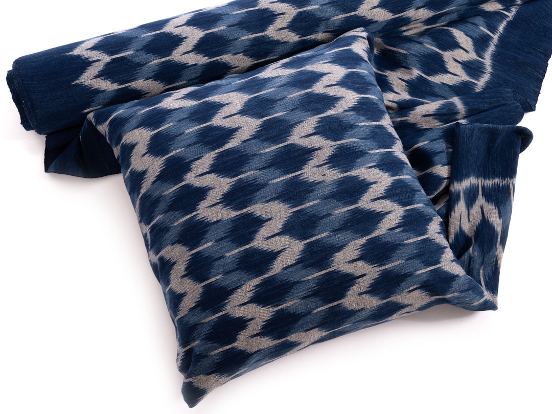 Handwoven Indigo Ikat Wave Pattern Fabric | Natural Dye | Pure Cotton ...