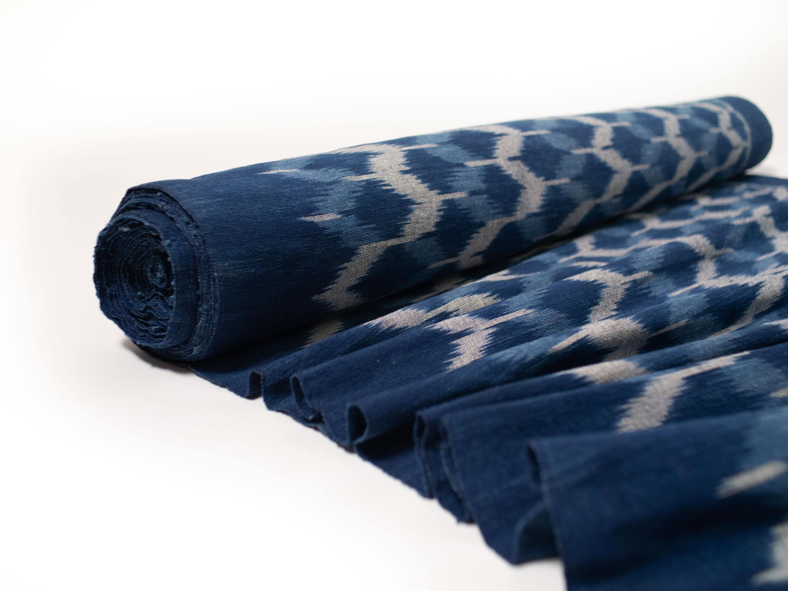 Handwoven Indigo Ikat Wave Pattern Fabric | Natural Dye | Pure Cotton ...