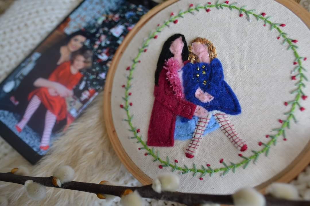 Custom Handmade, Personalised Embroidery, Embroidered Family Portrait ...