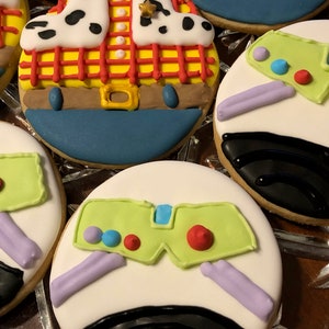 Toy Story - Woody and Buzz Lightyear Cookies. Children's Birthday ...