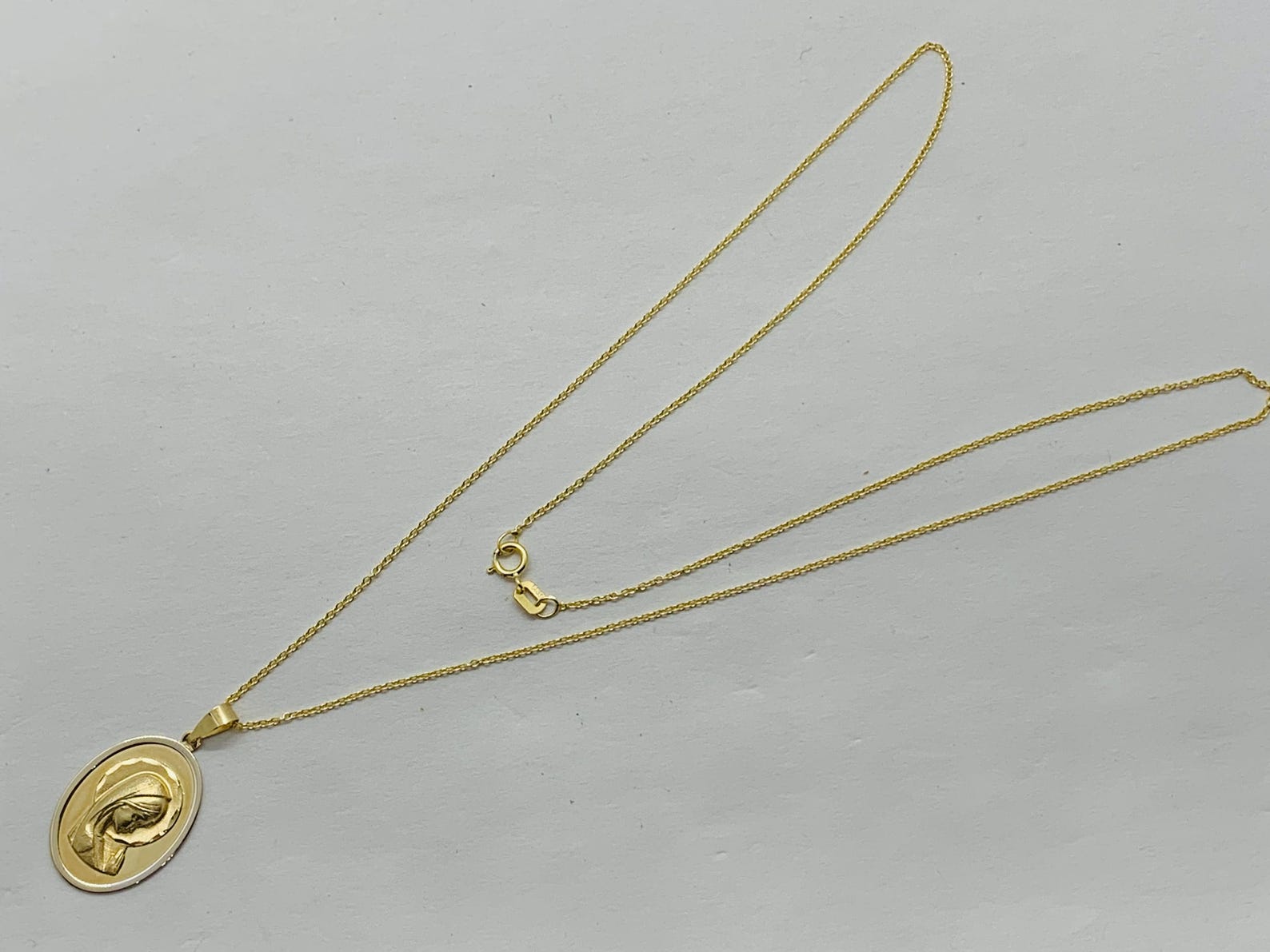 14K Solid Gold Virgin Mary Pendant: Religious Rollo Chain Necklace - Etsy