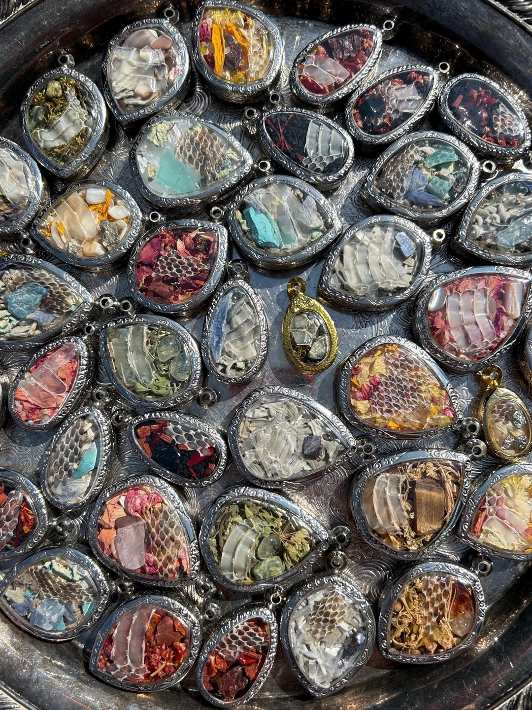 CUSTOM Asoiaf-themed Lockets - Etsy