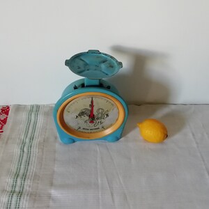 Antique Light Blue Kitchen Scale, Vintage Family Scale, Primitive ...