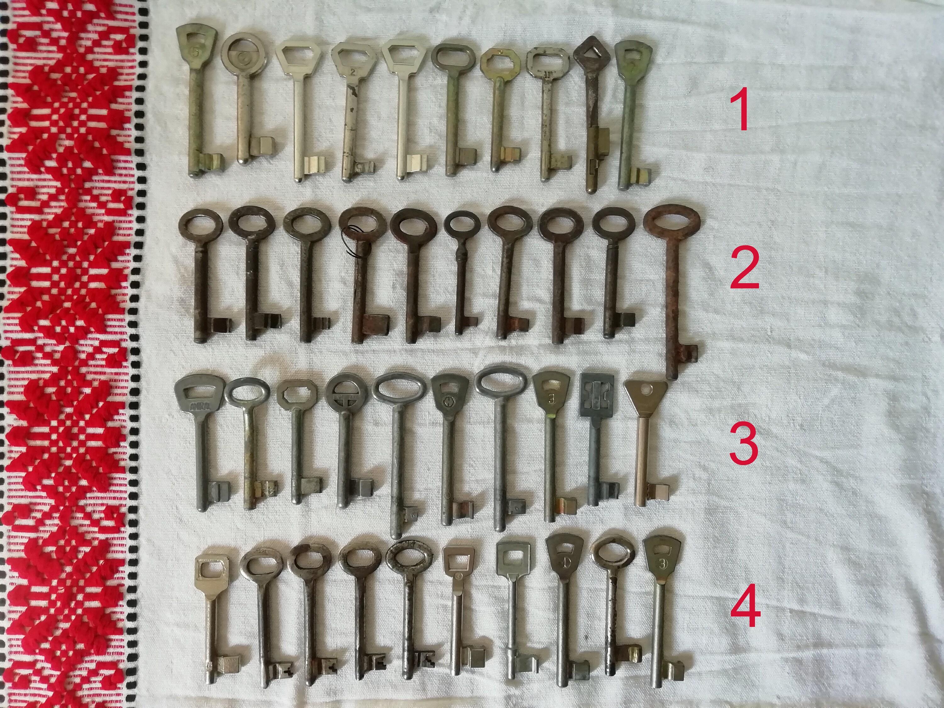 Antique Primitive Skeleton Keys Old Rusty Iron Authentic Key - Etsy