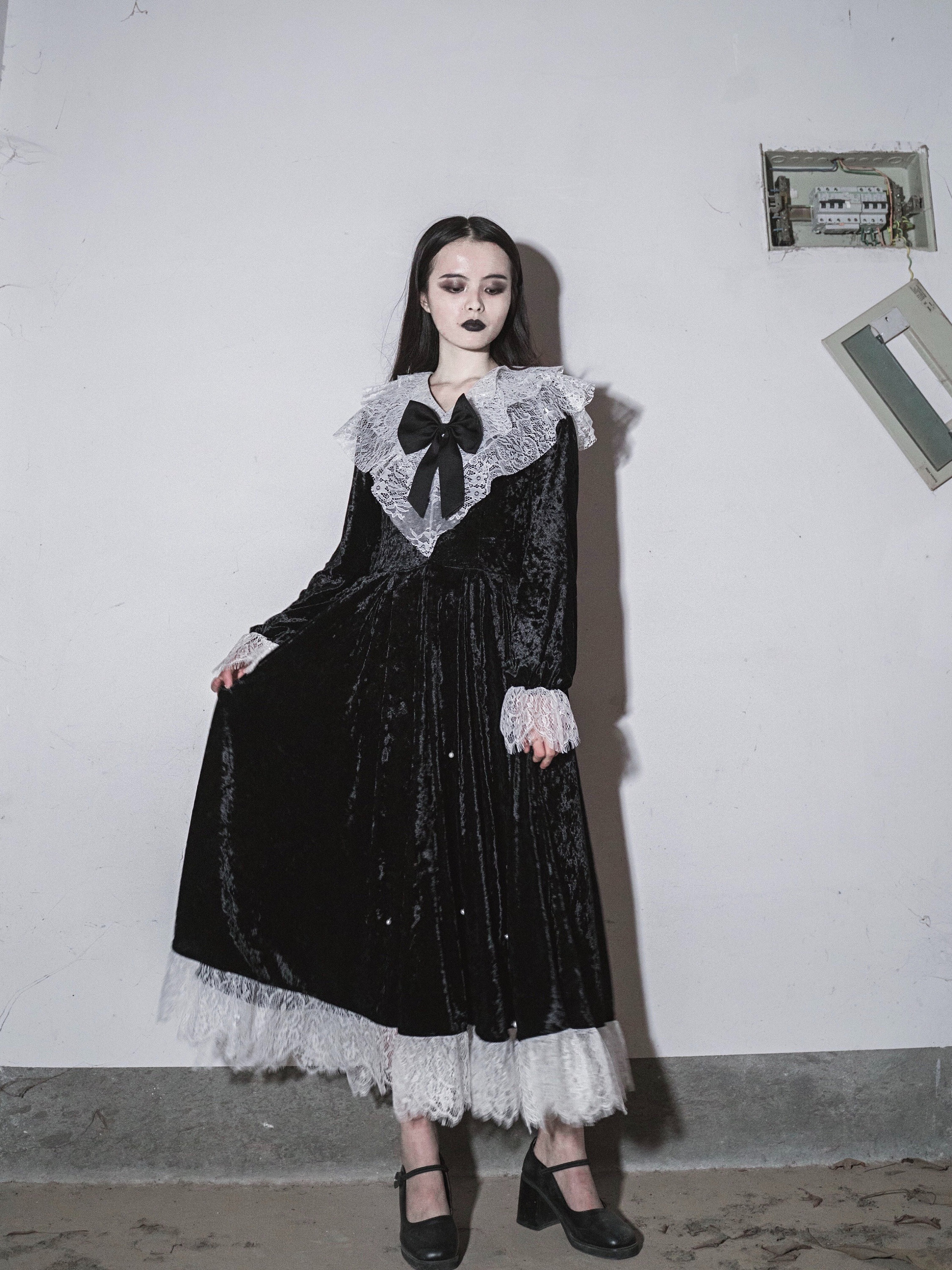 Gothic Black velvet Dress Vampire Goth Dress Halloween Witch | Etsy