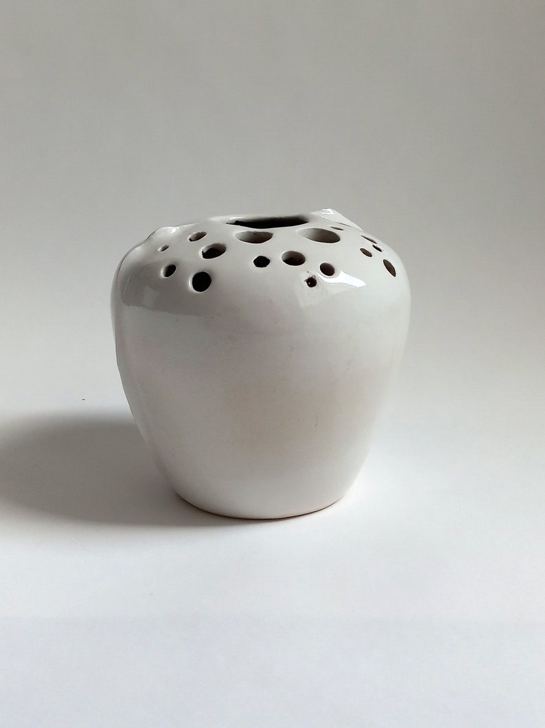Ceramic Vase With Multiple Holes, Cute Porcelain Vase, Adorable Vase ...