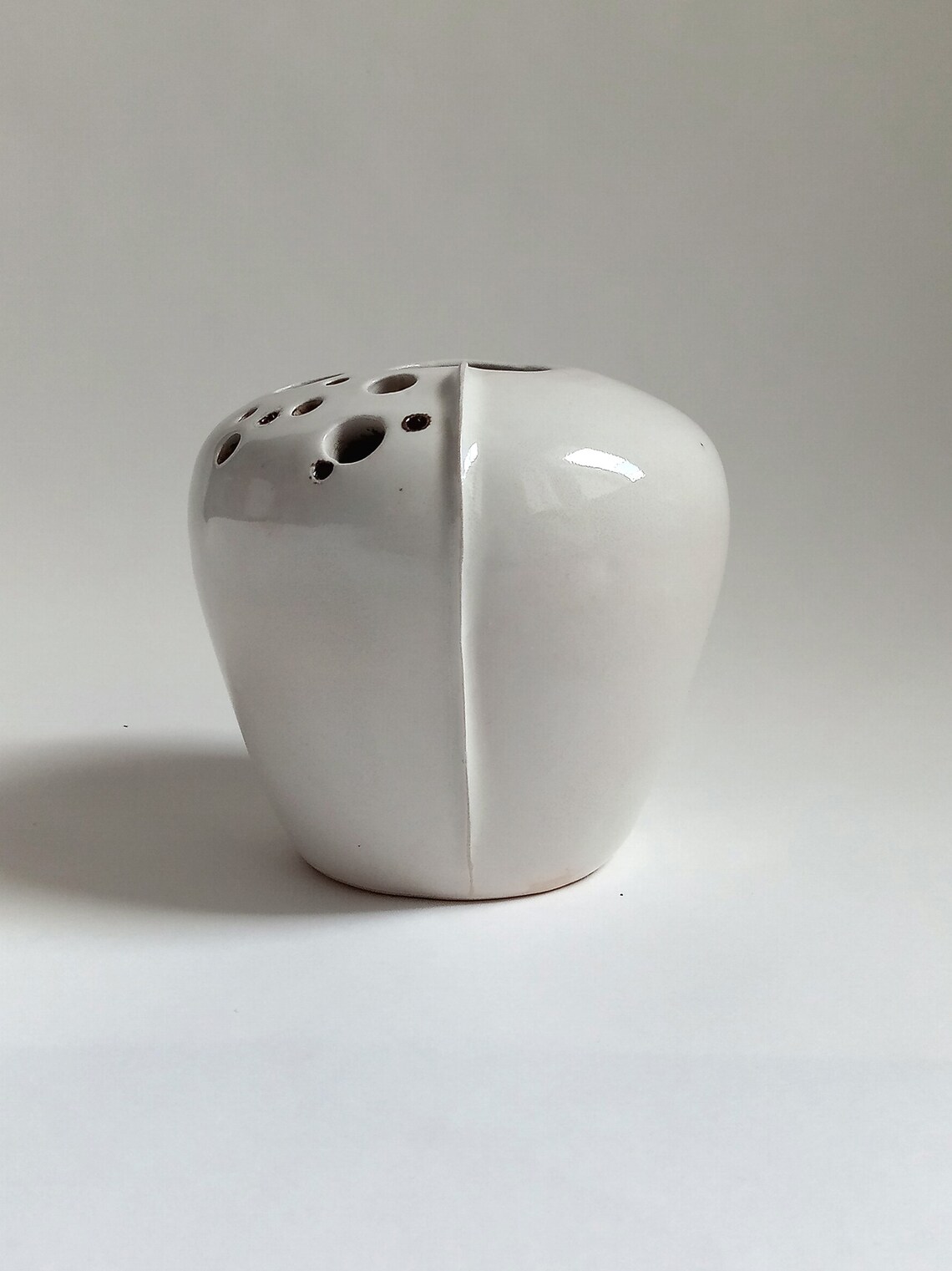 KeramikVase mit mehreren Löchern, niedliche Porzellan Vase, entzückende ...